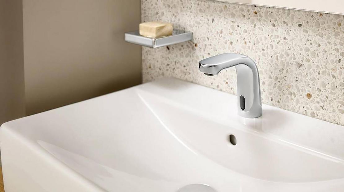 Sustainable bathroom design with water saving taps and WCs | Roca UK ...